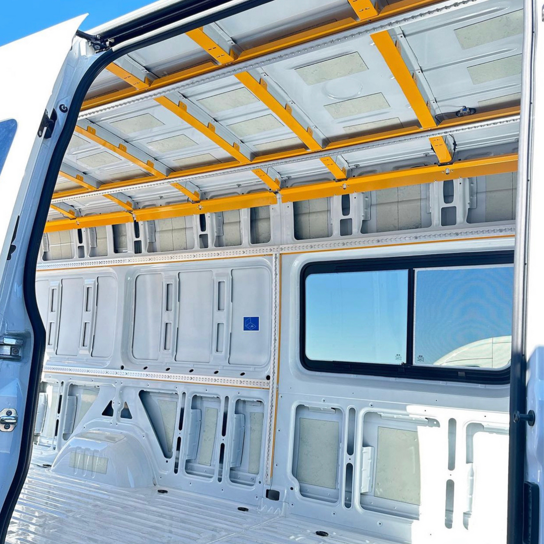 LOST HIWAY | SPRINTER & TRANSIT VAN KITS